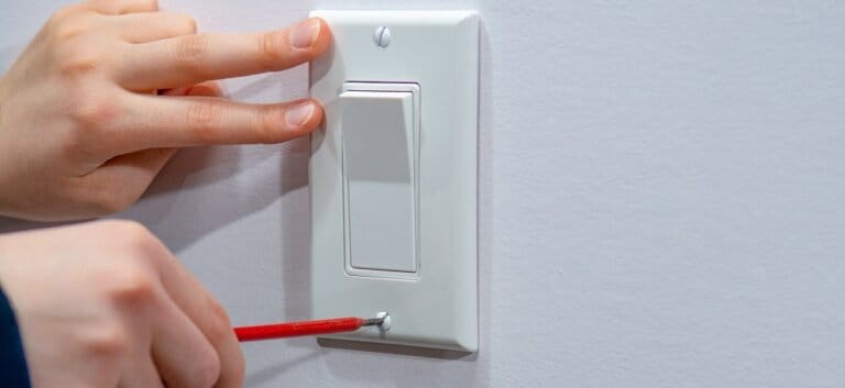 Tipos de interruptores e quando usar no seu projeto elétrico